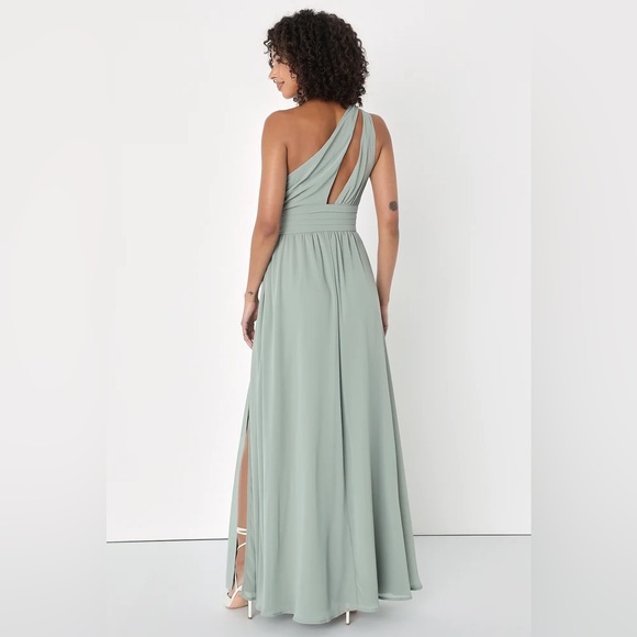 Lulus | Dresses | Lulus Formal Dress | Poshmark